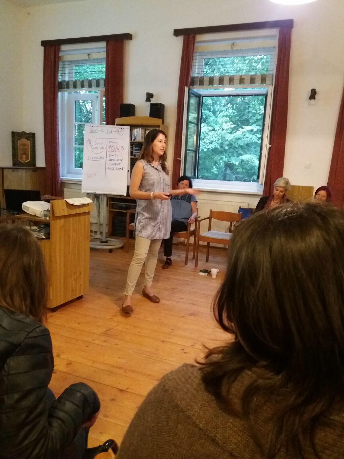 Senior Organizer Rachel Ramirez offers training in Central Europe ...